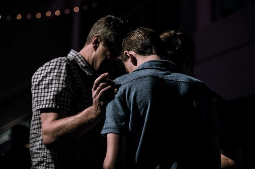 26 Church Welcome Ideas to Turn Visitors Into Members | Vanco