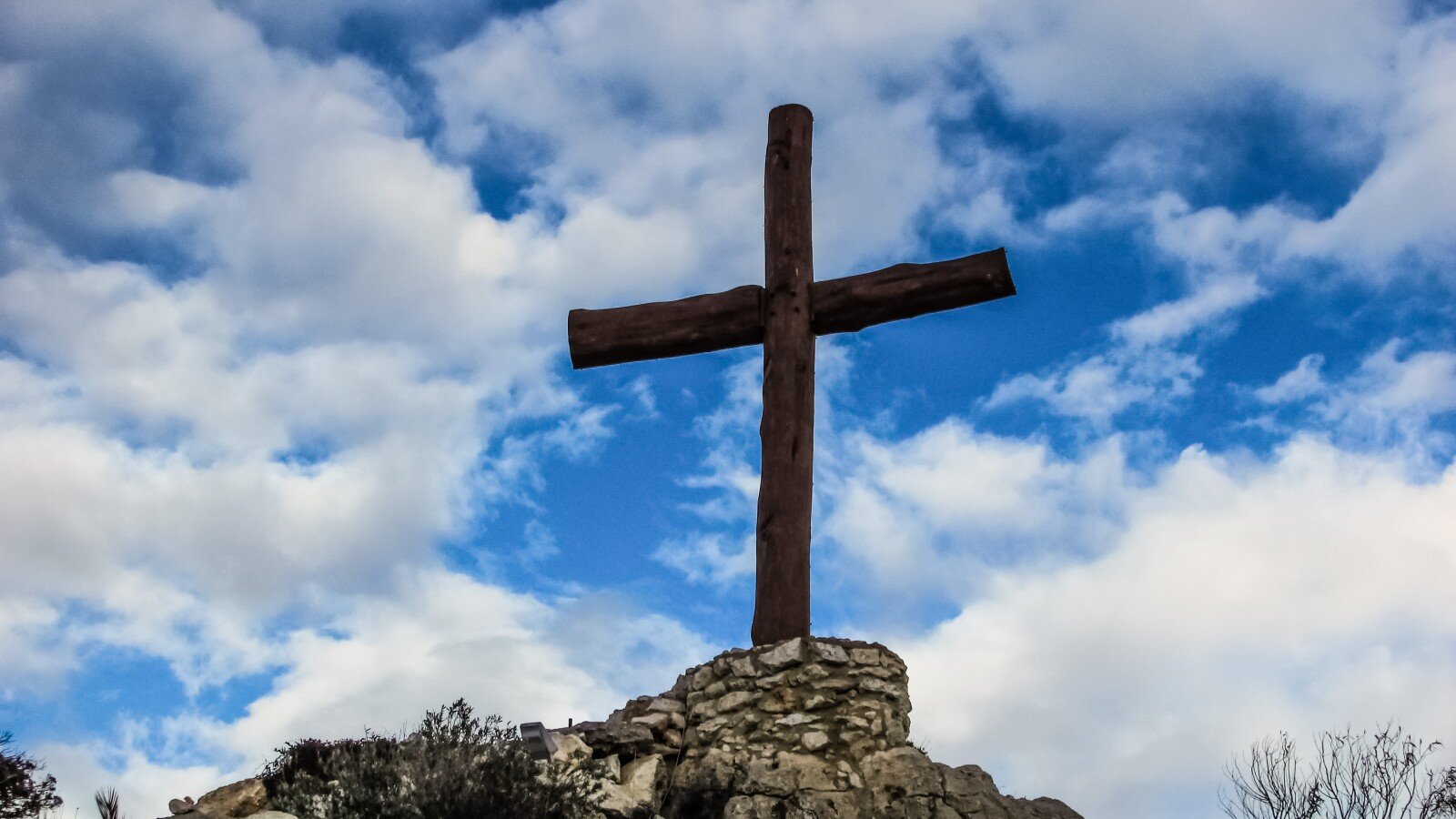 Free and Engaging Good Friday Videos for Church Services