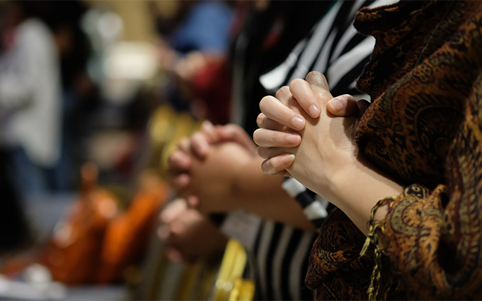17 Short Yet Powerful Prayers for Tithes and Offering